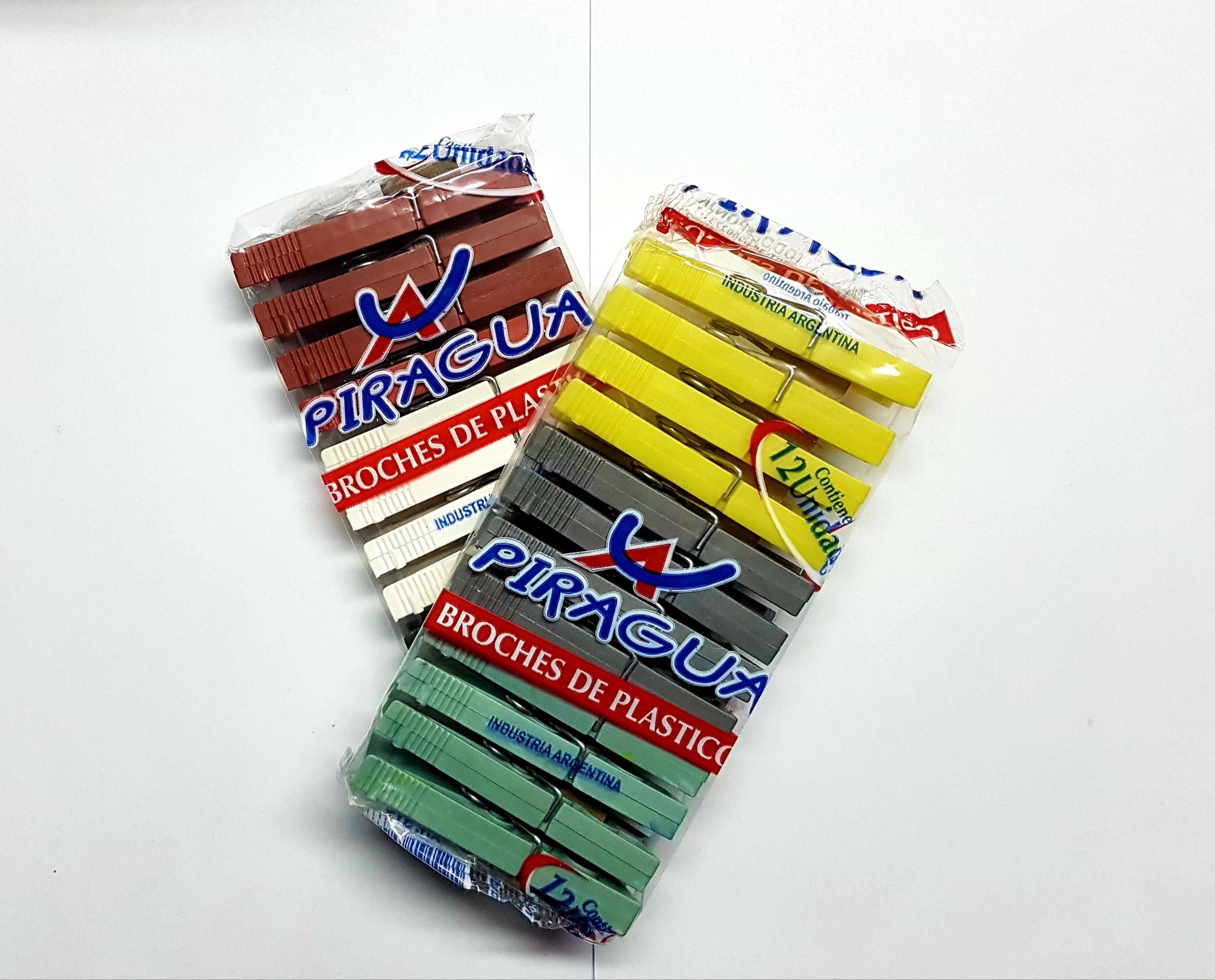 BROCHES DE PLASTICO REFORZADOS PIRAGUA